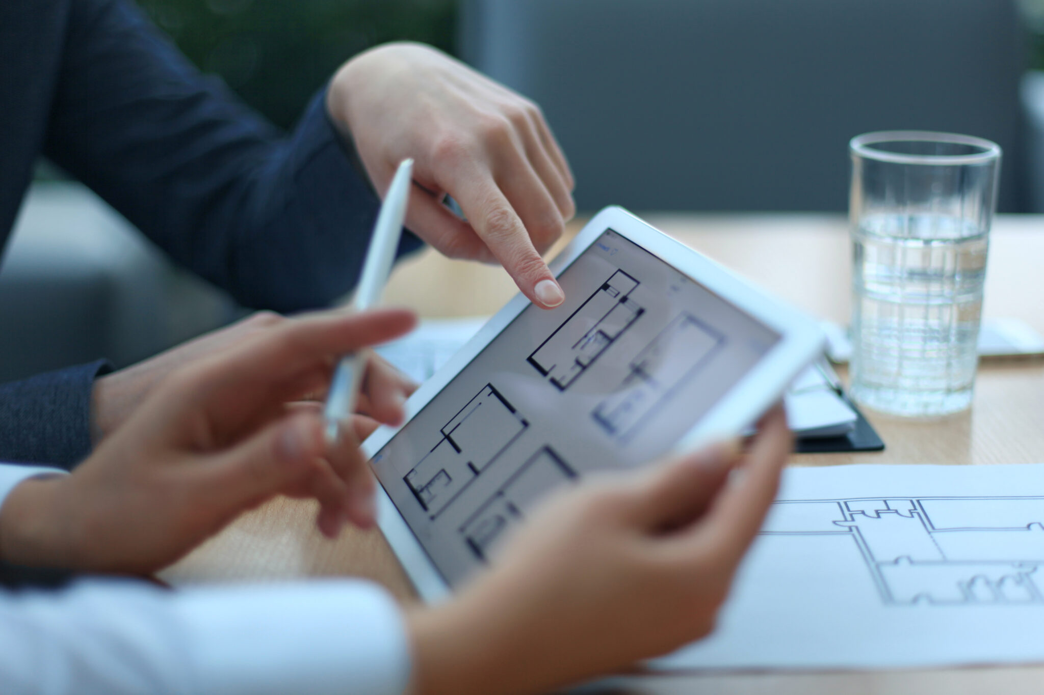 How to Write an Engaging Real Estate Bio (+ Templates)