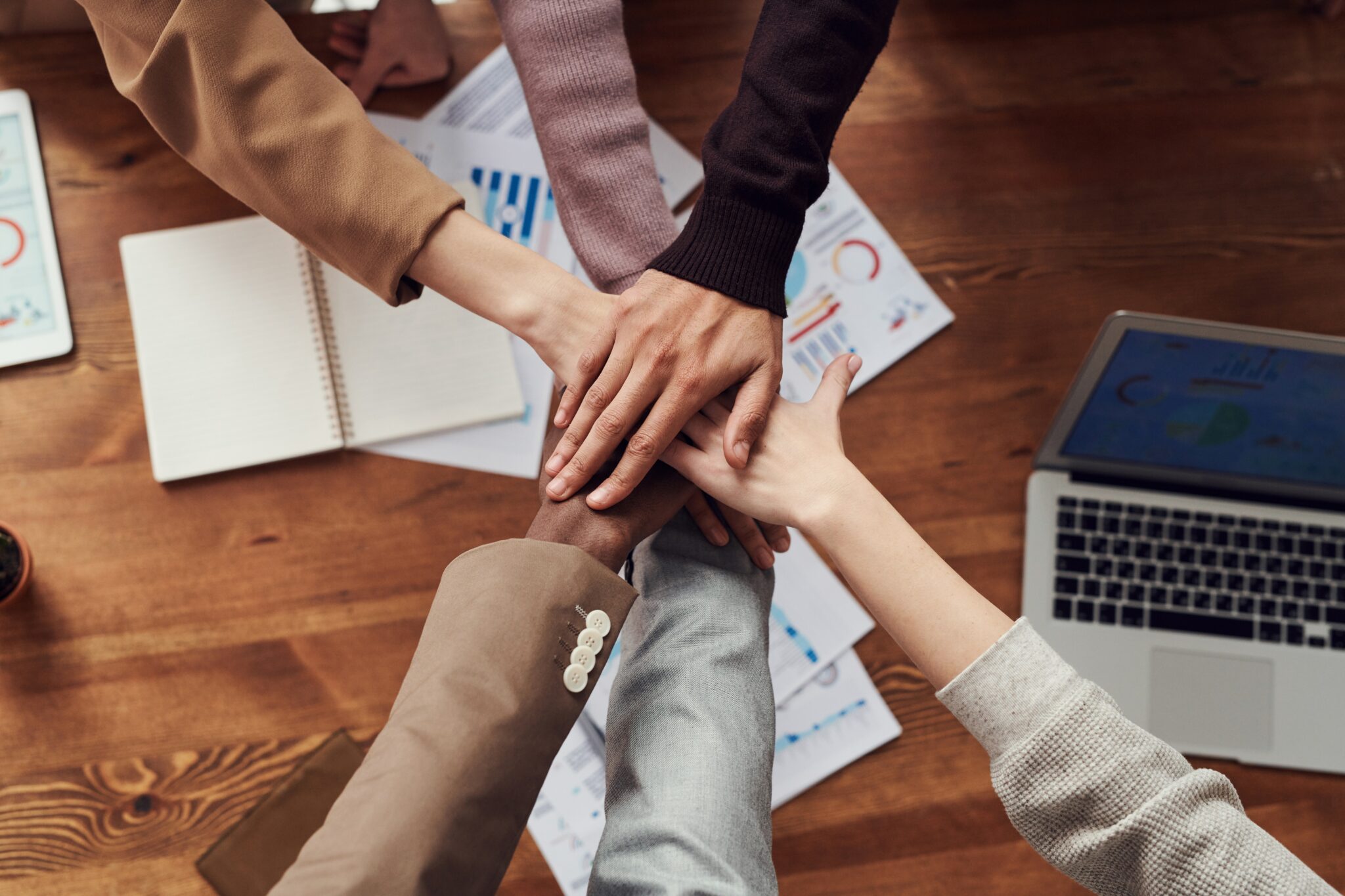 Experts Weigh the Pros and Cons of Joining a Real Estate Team