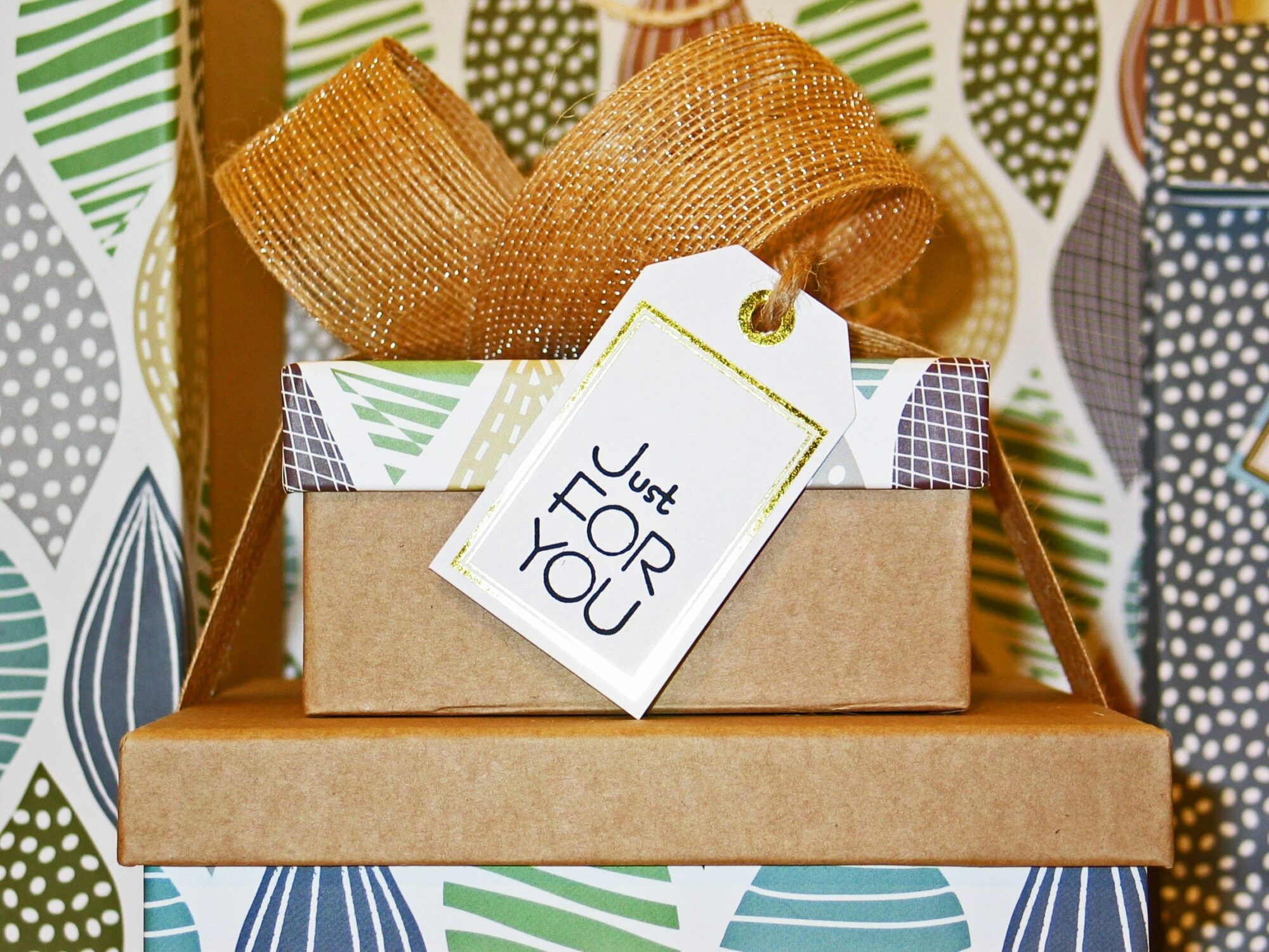 19 Best Real Estate Closing Gifts for Buyers and Sellers (2024 Updated!)